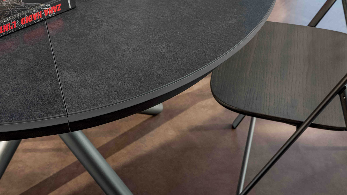 4X4 extendable dining table by ozzio | Bonbon Compact Living