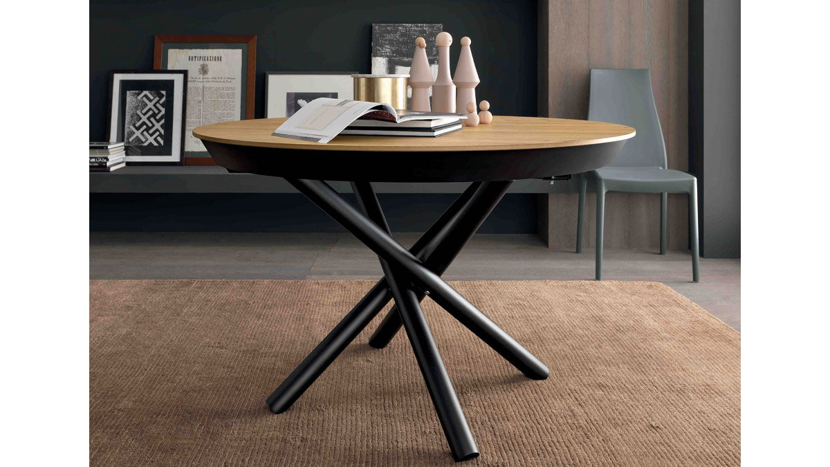 4X4 extendable dining table by ozzio | Bonbon Compact Living